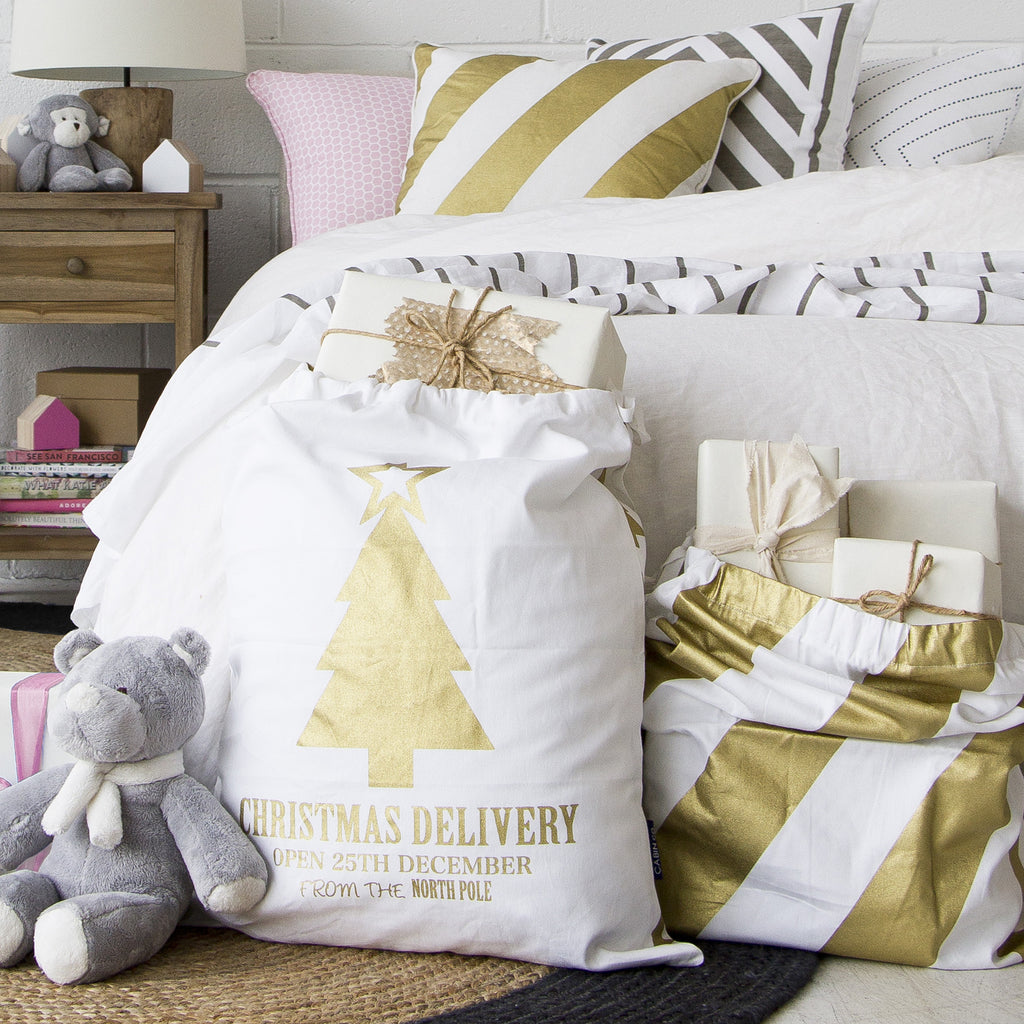 GOLD TREE SANTA SACK – CABIN CO